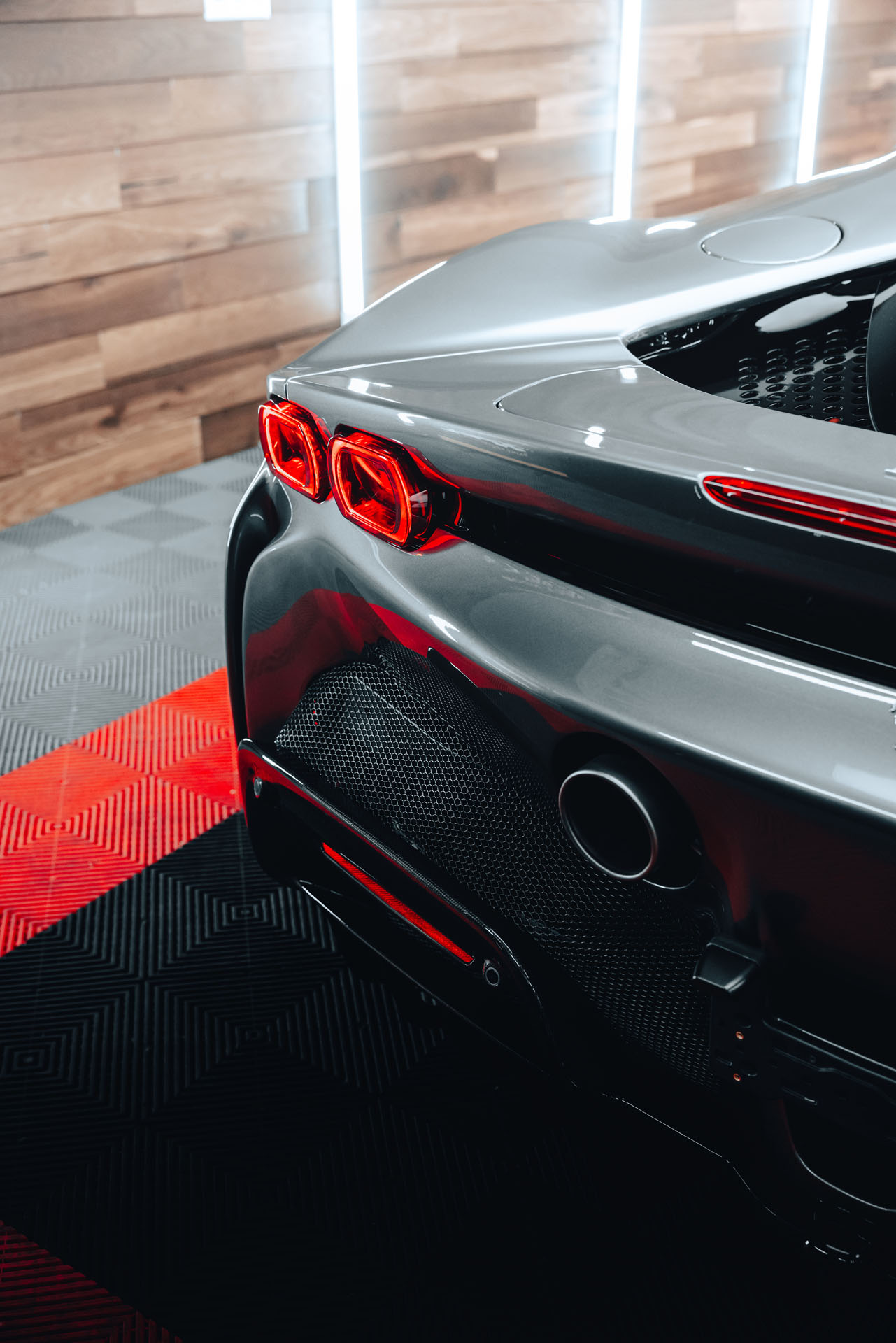 Ferrari SF80 Stradale - Folientechnik Würzburg - Autofolierung ...